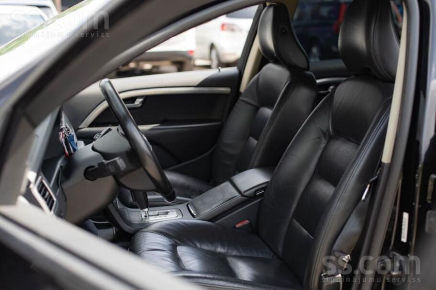 Melns Volvo V70 2008 Rīga, ar dzinēja tilpumu 2.40 L un nobraukumu 308 tūkst. km par 4990 €, foto 13 vietnē AUTOMOTO.COM.LV