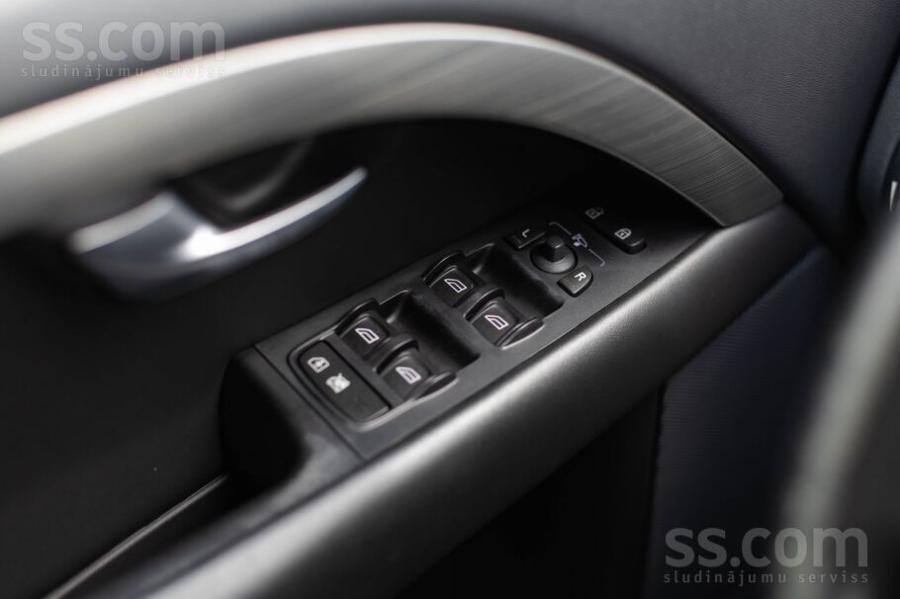 Melns Volvo V70 2008 Rīga, ar dzinēja tilpumu 2.40 L un nobraukumu 308 tūkst. km par 4990 €, foto 15 vietnē AUTOMOTO.COM.LV