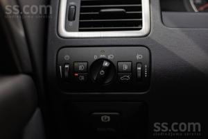 Melns Volvo V70 2008 Rīga, ar dzinēja tilpumu 2.40 L un nobraukumu 308 tūkst. km par 4990 €, foto 16 vietnē AUTOMOTO.COM.LV