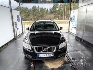 Melns Volvo V70 2008 Rīga, ar dzinēja tilpumu 2.00 L un nobraukumu 246 tūkst. km par 2500 €, foto 3 vietnē AUTOMOTO.COM.LV