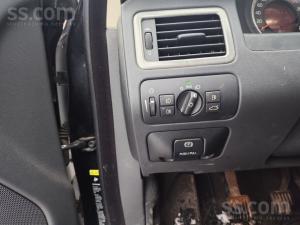 Melns Volvo V70 2008 Daugavpils, ar dzinēja tilpumu 2.40 L un nobraukumu 360 tūkst. km par 4000 €, foto 11 vietnē AUTOMOTO.COM.LV