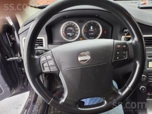 Melns Volvo V70 2008 Daugavpils, ar dzinēja tilpumu 2.40 L un nobraukumu 360 tūkst. km par 4000 €, foto 13 vietnē AUTOMOTO.COM.LV