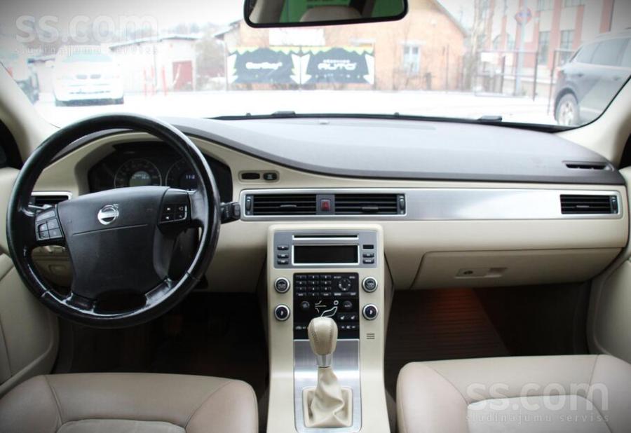 Melns Volvo V70 2008 Rēzekne, ar dzinēja tilpumu 2.00 L un nobraukumu 328 tūkst. km par 2995 €, foto 8 vietnē AUTOMOTO.COM.LV
