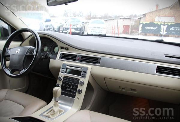 Melns Volvo V70 2008 Rēzekne, ar dzinēja tilpumu 2.00 L un nobraukumu 328 tūkst. km par 2995 €, foto 10 vietnē AUTOMOTO.COM.LV