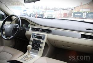 Melns Volvo V70 2008 Rēzekne, ar dzinēja tilpumu 2.00 L un nobraukumu 328 tūkst. km par 2995 €, foto 11 vietnē AUTOMOTO.COM.LV
