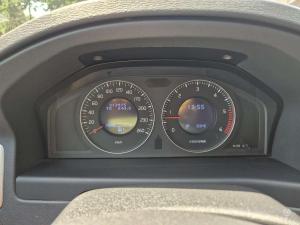 Black Volvo V70 2008 in Kaisiadorys, with an engine capacity of 2.40 L and mileage of 314 thousand km for 3600 €, photo 17 on AUTOMOTO.COM.LV