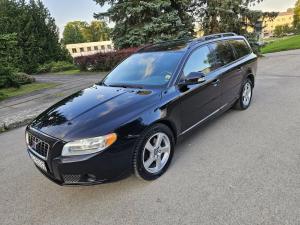 Black Volvo V70 2008 in Jekabpils, with an engine capacity of 2.00 L and mileage of 266 thousand km for 4890 €, photo  on AUTOMOTO.COM.LV