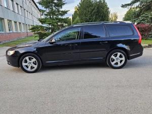 Black Volvo V70 2008 in Jekabpils, with an engine capacity of 2.00 L and mileage of 266 thousand km for 4890 €, photo 10 on AUTOMOTO.COM.LV