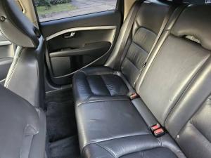 Black Volvo V70 2008 in Jekabpils, with an engine capacity of 2.00 L and mileage of 266 thousand km for 4890 €, photo 18 on AUTOMOTO.COM.LV