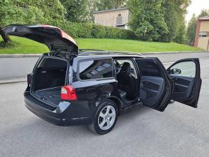 Black Volvo V70 2008 in Jekabpils, with an engine capacity of 2.00 L and mileage of 266 thousand km for 4890 €, photo 25 on AUTOMOTO.COM.LV