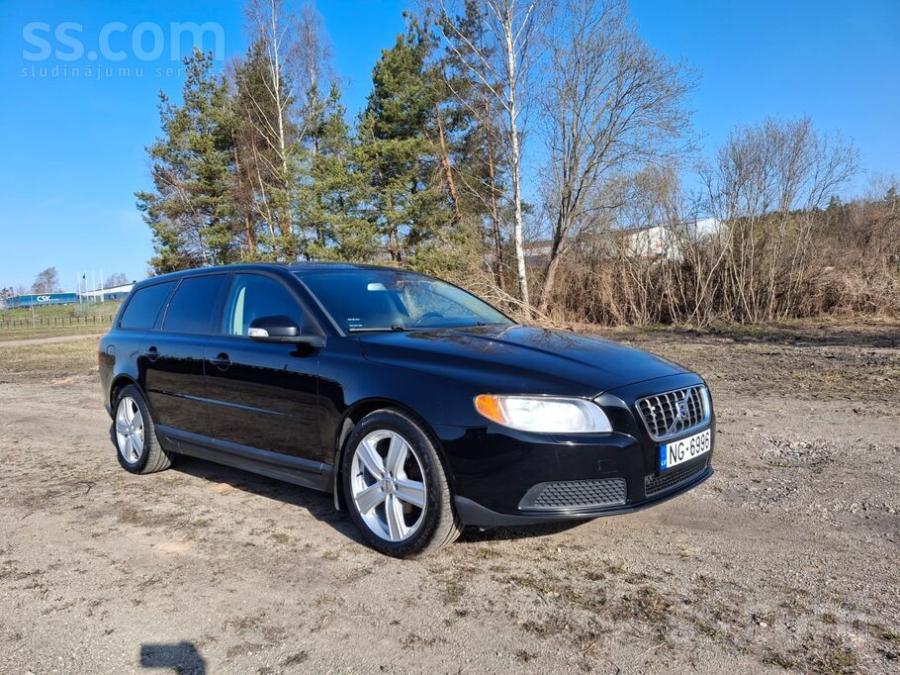 Melns Volvo V70 2008 Tukums, ar dzinēja tilpumu 2.00 L un nobraukumu 339 tūkst. km par 3690 €, foto 1 vietnē AUTOMOTO.COM.LV