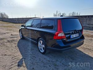 Melns Volvo V70 2008 Tukums, ar dzinēja tilpumu 2.00 L un nobraukumu 339 tūkst. km par 3690 €, foto 8 vietnē AUTOMOTO.COM.LV