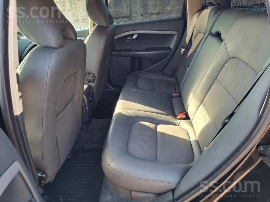 Melns Volvo V70 2008 Tukums, ar dzinēja tilpumu 2.00 L un nobraukumu 339 tūkst. km par 3690 €, foto 13 vietnē AUTOMOTO.COM.LV
