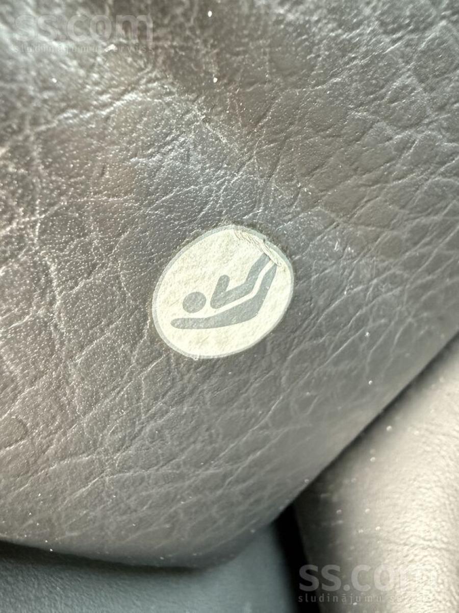 Melns Volvo V70 2008 Rīga, ar dzinēja tilpumu 2.40 L un nobraukumu 309 tūkst. km par 4777 €, foto 19 vietnē AUTOMOTO.COM.LV