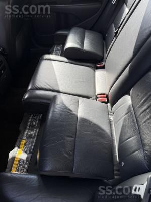 Melns Volvo V70 2008 Rīga, ar dzinēja tilpumu 2.40 L un nobraukumu 309 tūkst. km par 4777 €, foto 22 vietnē AUTOMOTO.COM.LV
