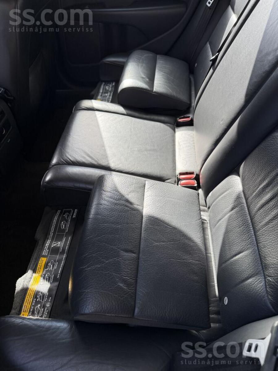Melns Volvo V70 2008 Rīga, ar dzinēja tilpumu 2.40 L un nobraukumu 309 tūkst. km par 4777 €, foto 22 vietnē AUTOMOTO.COM.LV
