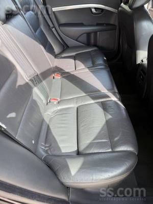 Melns Volvo V70 2008 Rīga, ar dzinēja tilpumu 2.40 L un nobraukumu 309 tūkst. km par 4777 €, foto 23 vietnē AUTOMOTO.COM.LV