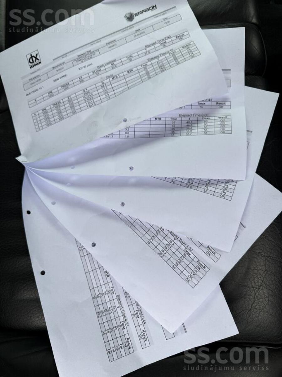 Melns Volvo V70 2008 Rīga, ar dzinēja tilpumu 2.40 L un nobraukumu 309 tūkst. km par 4777 €, foto 35 vietnē AUTOMOTO.COM.LV