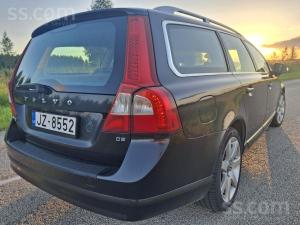 Black Volvo V70 2008 in Rezekne, with an engine capacity of 2.40 L and mileage of 311 thousand km for 4200 €, photo 4 on AUTOMOTO.COM.LV