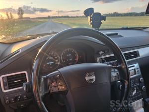 Black Volvo V70 2008 in Rezekne, with an engine capacity of 2.40 L and mileage of 311 thousand km for 4200 €, photo 6 on AUTOMOTO.COM.LV