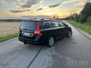Черный Вольво В70 2008 в Рига, объемом двигателя 2.40 л и пробегом 333 тыс. км за 2800 €, фото 5 на AUTOMOTO.COM.LV