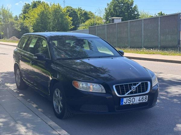 Melns Volvo V70 2008 Viļņa, ar dzinēja tilpumu 3.19 L un nobraukumu 300 tūkst. km par 2150 €, foto 3 vietnē AUTOMOTO.COM.LV
