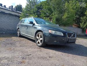 Melns Volvo V70 2008 Viļņa, ar dzinēja tilpumu 2.40 L un nobraukumu 0 tūkst. km par 2050 €, foto  vietnē AUTOMOTO.COM.LV