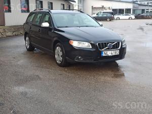 Black Volvo V70 2008 in Jekabpils, with an engine capacity of 2.40 L and mileage of 310 thousand km for 3000 €, photo 4 on AUTOMOTO.COM.LV