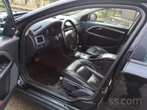 Black Volvo V70 2008 in Jekabpils, with an engine capacity of 2.40 L and mileage of 310 thousand km for 3000 €, photo 7 on AUTOMOTO.COM.LV
