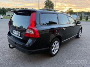 Черный Вольво В70 2008 в Рига, объемом двигателя 2.00 л и пробегом 298 тыс. км за 1870 €, фото 5 на AUTOMOTO.COM.LV