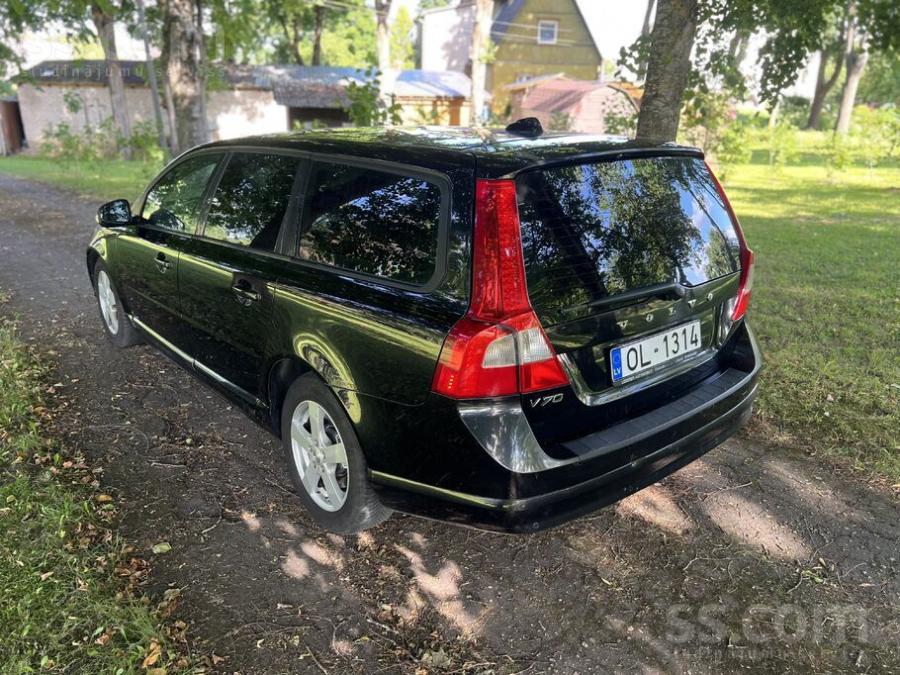 Черный Вольво В70 2008 в Резекне, объемом двигателя 2.40 л и пробегом 389 тыс. км за 2950 €, фото 8 на AUTOMOTO.COM.LV