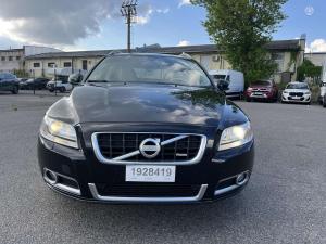 Black Volvo V70 2008 in Vilnius, with an engine capacity of 2.40 L and mileage of 338 thousand km for 2850 €, photo 4 on AUTOMOTO.COM.LV