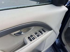 Black Volvo V70 2008 in Vilnius, with an engine capacity of 2.40 L and mileage of 338 thousand km for 2850 €, photo 15 on AUTOMOTO.COM.LV