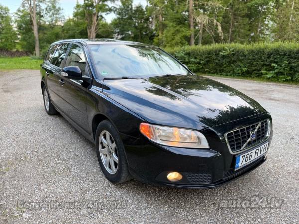 Melns Volvo V70 2008 Tallina, ar dzinēja tilpumu 2.00 L un nobraukumu 377 tūkst. km par 3800 €, foto 7 vietnē AUTOMOTO.COM.LV