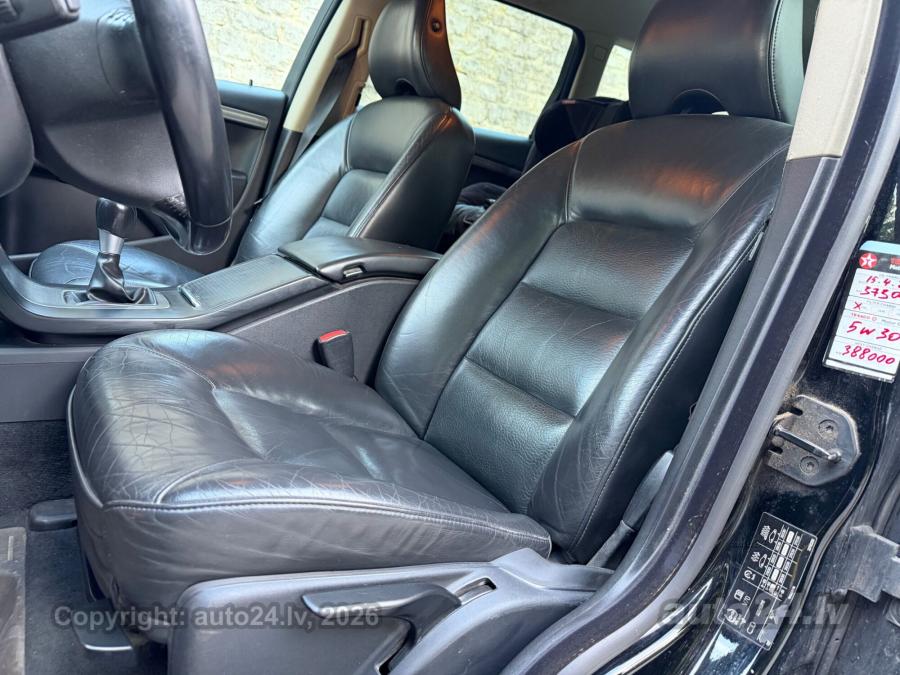 Черный Вольво В70 2008 в Таллин, объемом двигателя 2.00 л и пробегом 377 тыс. км за 3800 €, фото 15 на AUTOMOTO.COM.LV