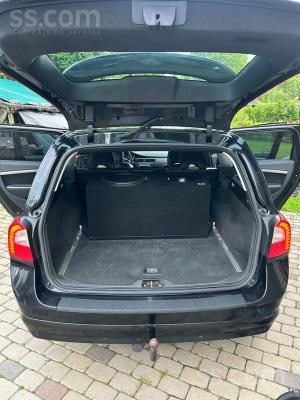 Melns Volvo V70 2008 Ogre, ar dzinēja tilpumu 2.40 L un nobraukumu 265 tūkst. km par 4301 €, foto 9 vietnē AUTOMOTO.COM.LV