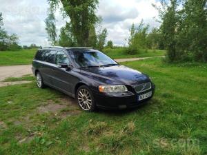 Black Volvo V70 2008 in Daugavpils, with an engine capacity of 2.40 L and mileage of 316 thousand km for 1200 €, photo  on AUTOMOTO.COM.LV