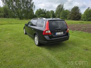 Melns Volvo V70 2008 Valmiera, ar dzinēja tilpumu 2.40 L un nobraukumu 342 tūkst. km par 3500 €, foto 5 vietnē AUTOMOTO.COM.LV