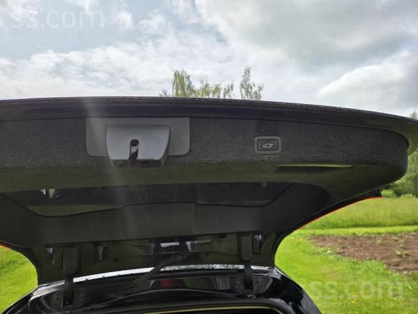Black Volvo V70 2008 in Valmiera, with an engine capacity of 2.40 L and mileage of 342 thousand km for 3500 €, photo 10 on AUTOMOTO.COM.LV