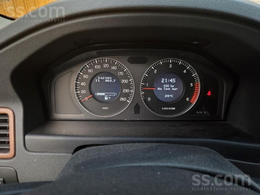 Melns Volvo V70 2008 Valmiera, ar dzinēja tilpumu 2.40 L un nobraukumu 342 tūkst. km par 3500 €, foto 14 vietnē AUTOMOTO.COM.LV