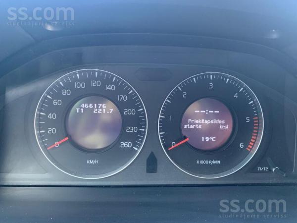 Melns Volvo V70 2008 Ogre, ar dzinēja tilpumu 2.40 L un nobraukumu 466 tūkst. km par 4300 €, foto 10 vietnē AUTOMOTO.COM.LV
