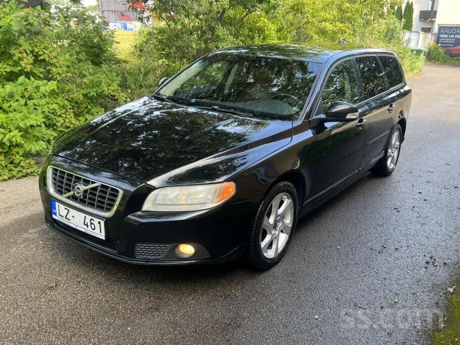 Melns Volvo V70 2008 Rīga, ar dzinēja tilpumu 2.40 L un nobraukumu 290 tūkst. km par 3100 €, foto 4 vietnē AUTOMOTO.COM.LV