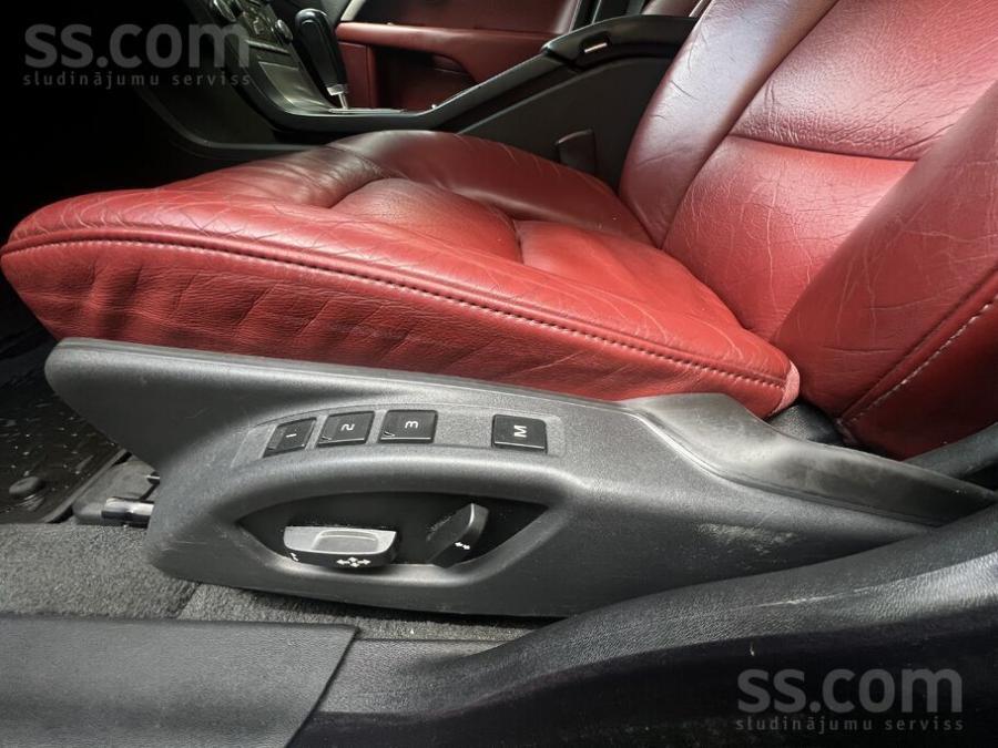 Melns Volvo V70 2008 Rīga, ar dzinēja tilpumu 2.40 L un nobraukumu 290 tūkst. km par 3100 €, foto 10 vietnē AUTOMOTO.COM.LV