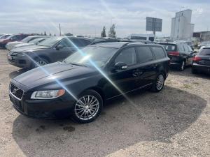 Melns Volvo V70 2008 Utena, ar dzinēja tilpumu 2.40 L un nobraukumu 352 tūkst. km par 4350 €, foto  vietnē AUTOMOTO.COM.LV