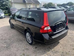 Melns Volvo V70 2008 Utena, ar dzinēja tilpumu 2.40 L un nobraukumu 352 tūkst. km par 4350 €, foto 5 vietnē AUTOMOTO.COM.LV