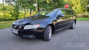 Black Volvo V70 2008 in Jurmala, with an engine capacity of 2.40 L and mileage of 320 thousand km for 4500 €, photo 15 on AUTOMOTO.COM.LV