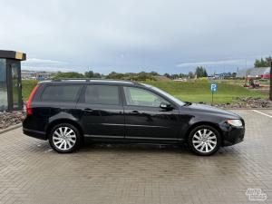 Black Volvo V70 2008 in Taurage, with an engine capacity of 2.40 L and mileage of 287 thousand km for 3700 €, photo 4 on AUTOMOTO.COM.LV