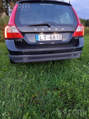 Melns Volvo V70 2008 Preiļi, ar dzinēja tilpumu 2.40 L un nobraukumu 299 tūkst. km par 3500 €, foto 3 vietnē AUTOMOTO.COM.LV