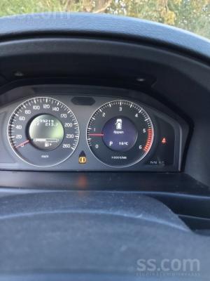 Melns Volvo V70 2008 Preiļi, ar dzinēja tilpumu 2.40 L un nobraukumu 299 tūkst. km par 3500 €, foto 7 vietnē AUTOMOTO.COM.LV
