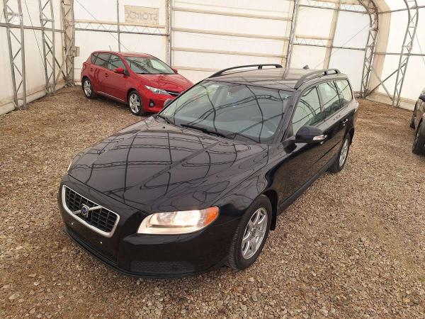 Volvo V70 2008 in Marijampole on AUTOMOTO.COM.LV Black Volvo V70 2008 in Marijampole, with an engine capacity of 2.40 L and mileage of 311 thousand km for 2550 €, photo 1 on AUTOMOTO.COM.LV